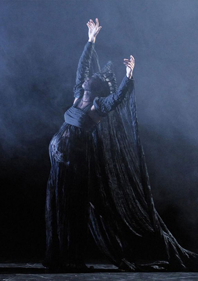 Blanche Neige (Snow White) by Ballet Preljocaj - Royal Opera of ...