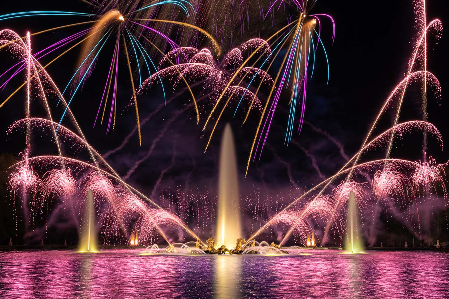 The Night Fountains Show and The Royal Serenades of Versailles - The ...
