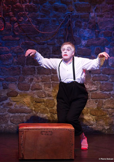 Scaramouche Jones or the Seven White Masks - Théâtre de Nesle ...