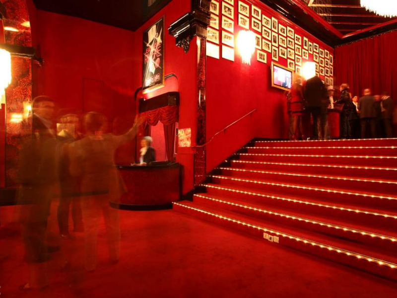 Paradis Latin Cabaret Show - Paradis Latin - Theatre In Paris